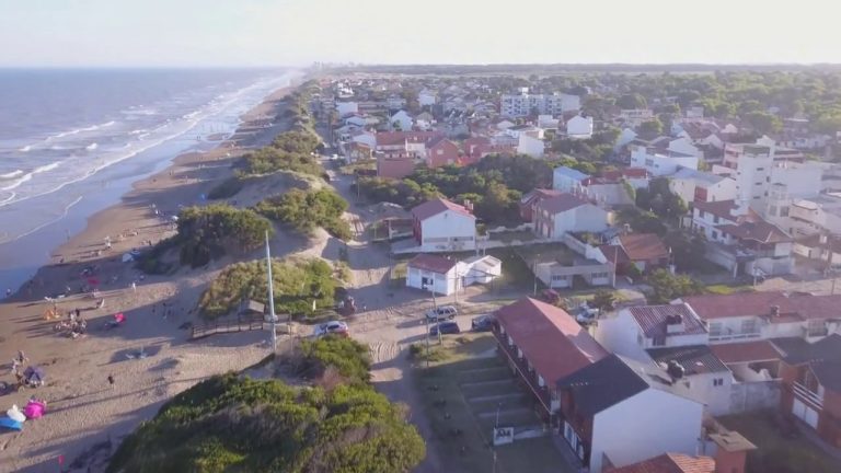 Las Toninas: cómo vive el pueblo que conecta a Argentina – Con La Gente ...